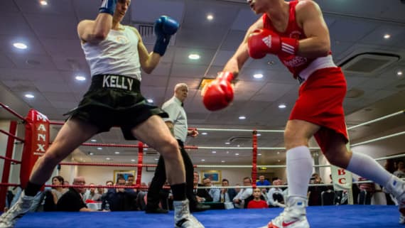 Boxing: Danny Roberts signs pro deal | iomtoday.co.im