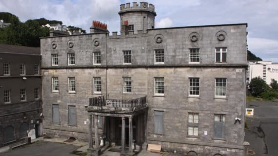 Mystery buyer pays £1.2m for iconic Castle Mona Hotel | iomtoday.co.im