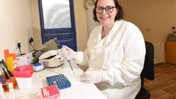 Scientist Rachel sets sights on the DNA testing of dogs | iomtoday.co.im