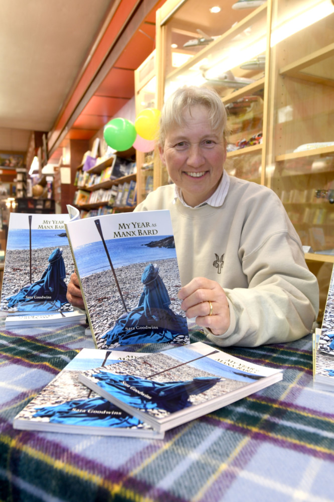 The Manx Bard: Sara gets stuck in | iomtoday.co.im