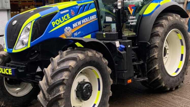 Latest addition to police fleet to join in with weekend's tractor runs ...