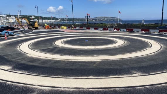 A rounder roundel? | iomtoday.co.im