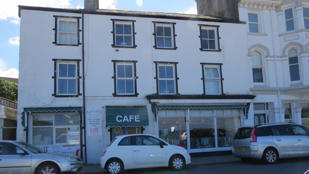 Prom cafe set to shrink | iomtoday.co.im