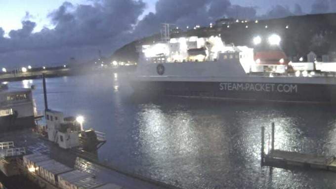 Isle of Man weather: Cold with wintry showers, gale force winds later ...