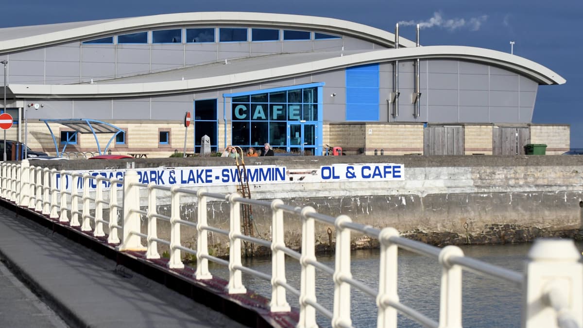 Isle of Man children swim free at regional pools | iomtoday.co.im