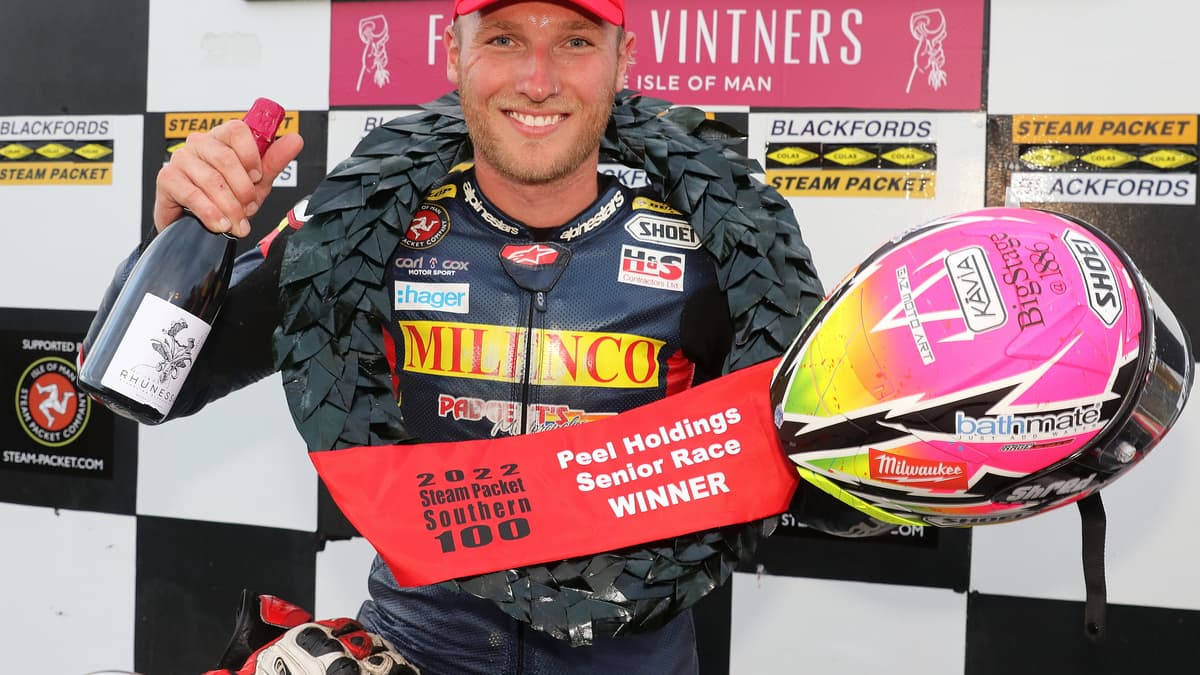 Big screen showing Southern 100 coverage | iomtoday.co.im