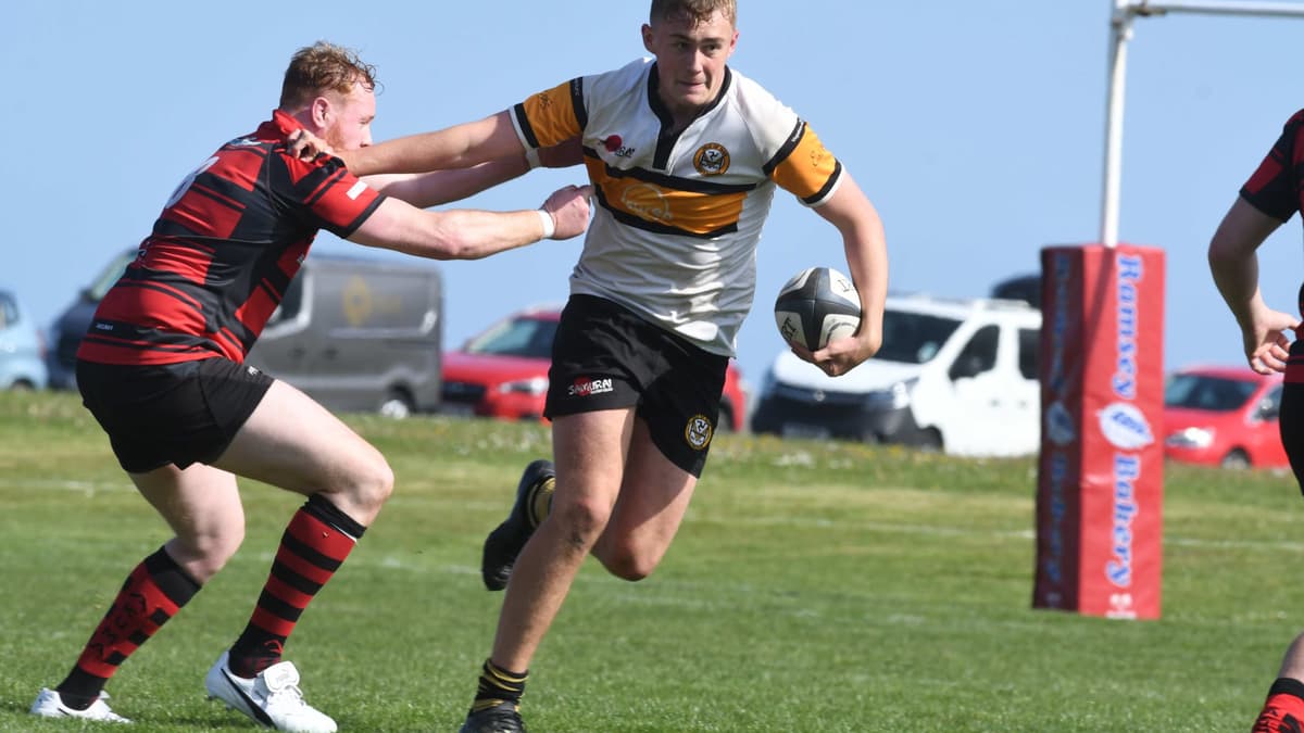 Big local derby at Mooragh Park | iomtoday.co.im