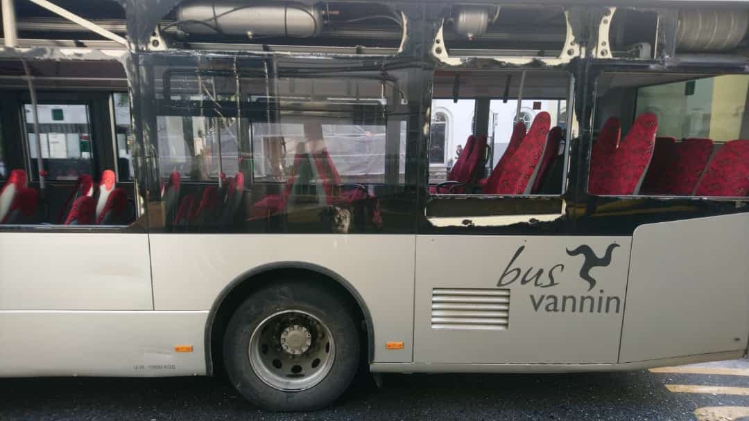 A bus crash in Castletown causes police to close road | iomtoday.co.im