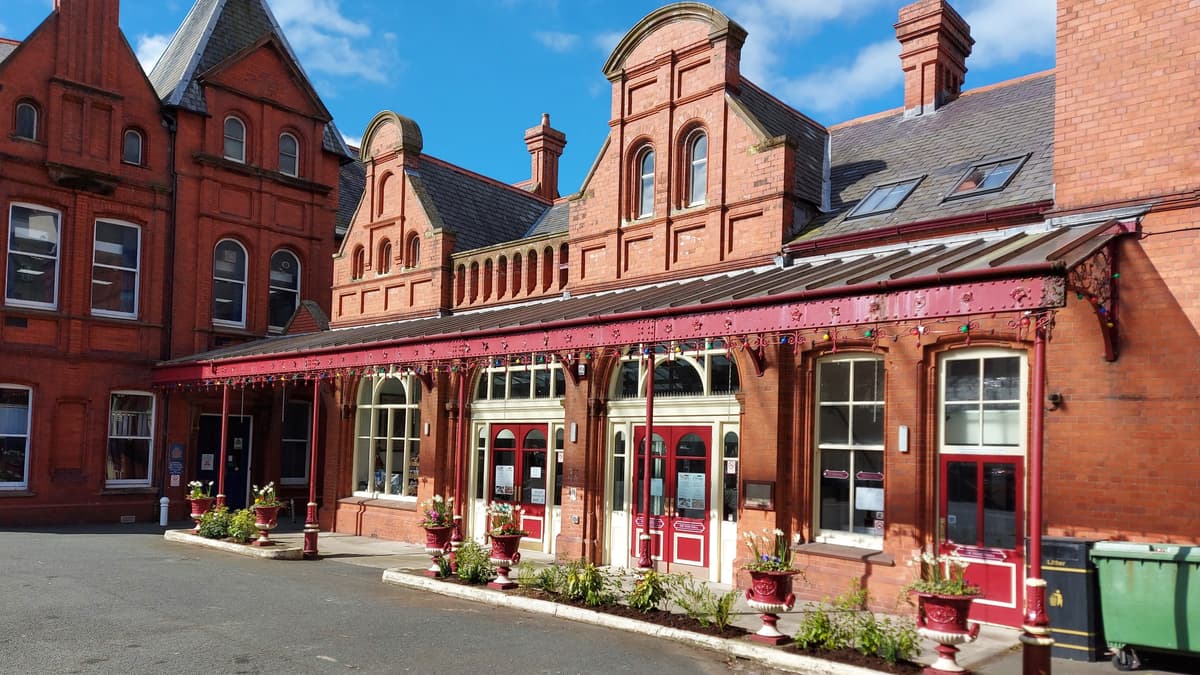 Douglas's Ticket Hall restaurant opens today | iomtoday.co.im