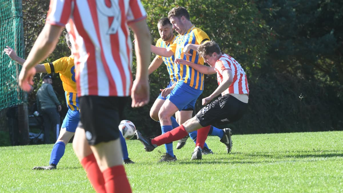 Football: Western wonders lead the way in Team of the Week | iomtoday.co.im