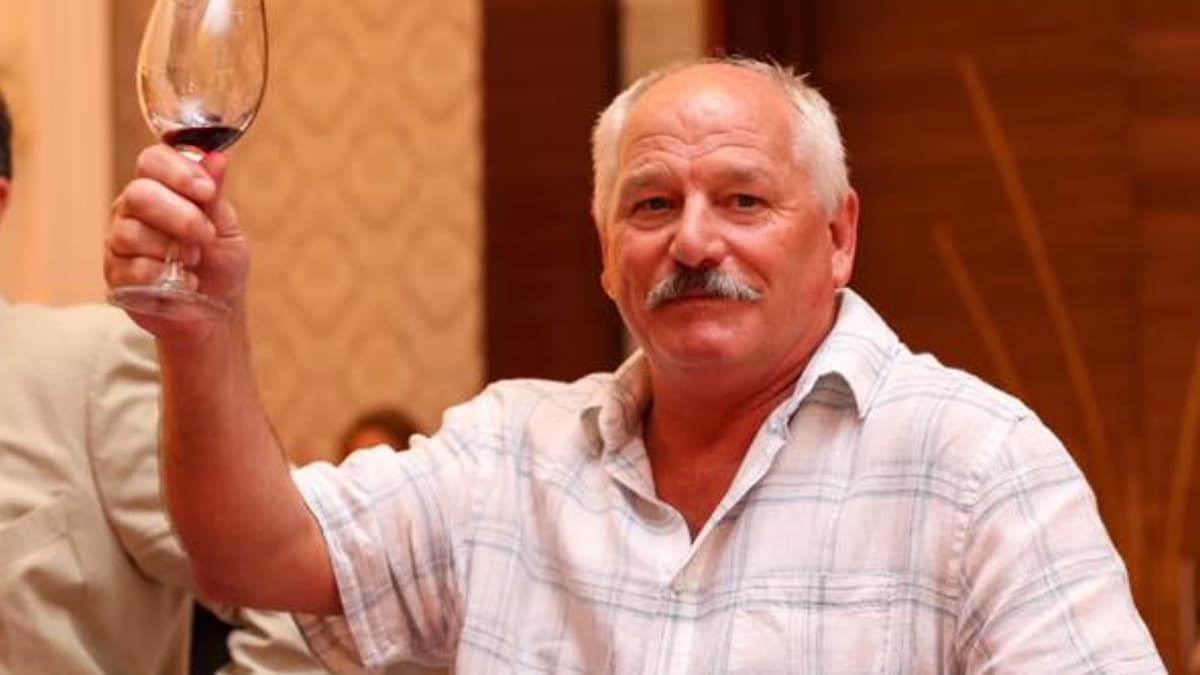 Tributes paid to Tony Dale who passed away in Florida aged 69 ...