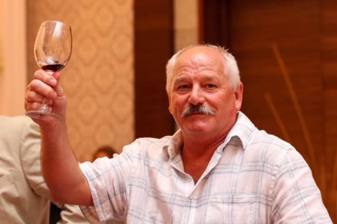 Tributes paid to Tony Dale who passed away in Florida aged 69 ...