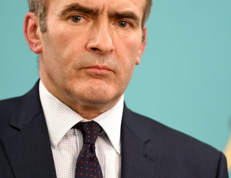 Just under 500 economically active people move to island over 12 months ...