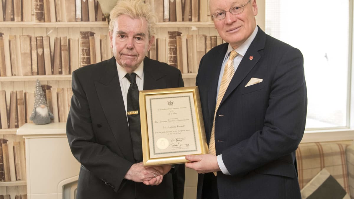 Local musician 'Flash' receives Governor's Commendation | iomtoday.co.im