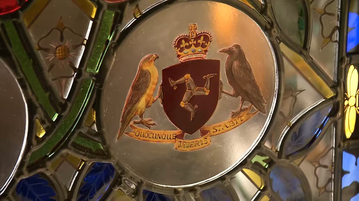 New window at Speaker's house shows Manx heraldic shield | iomtoday.co.im