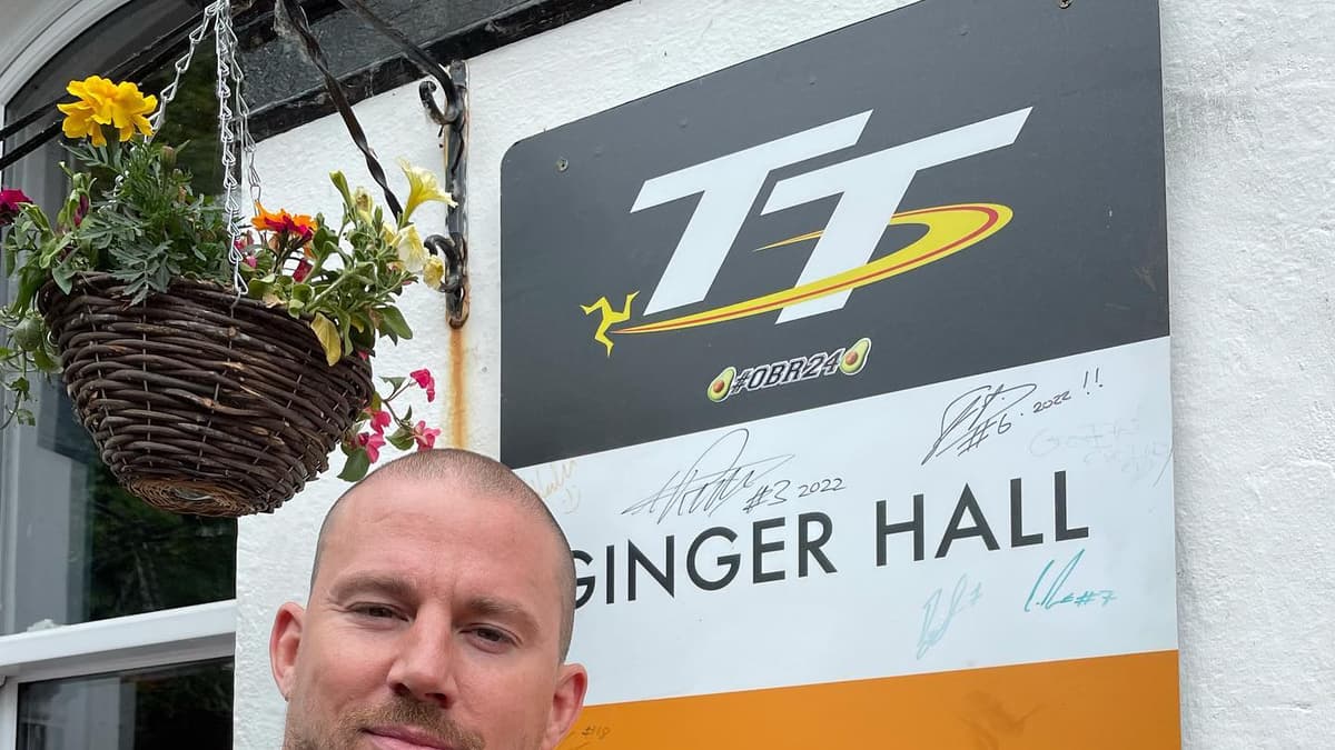 Channing Tatum pulls a pint at local pub | iomtoday.co.im