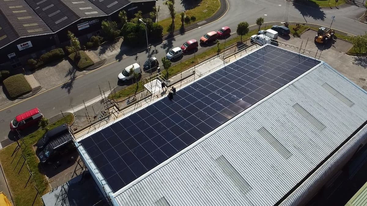 Huge solar array to be built on what will be island’s biggest gym ...