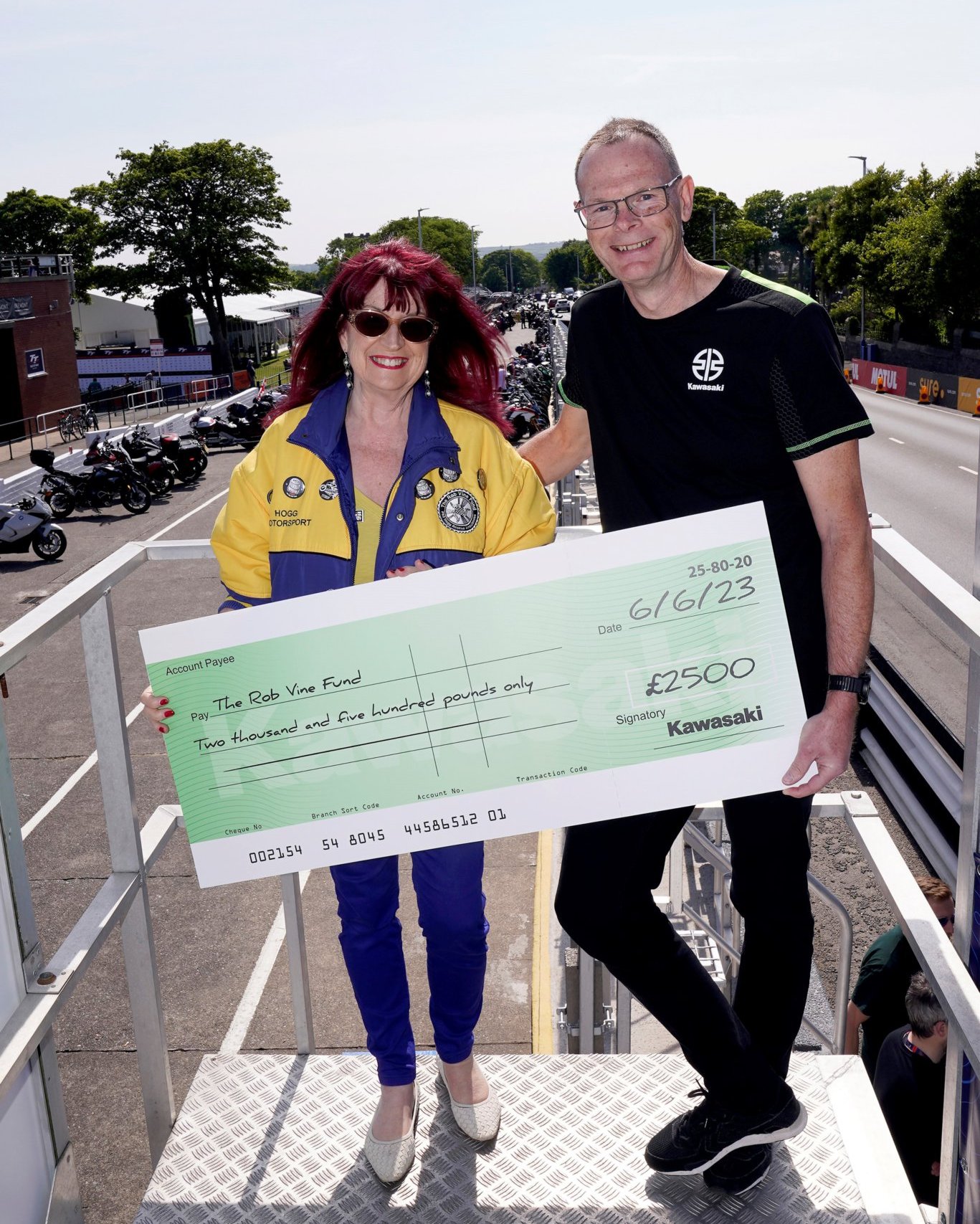 Motorcycle company donates money to Rob Vine Fund | iomtoday.co.im