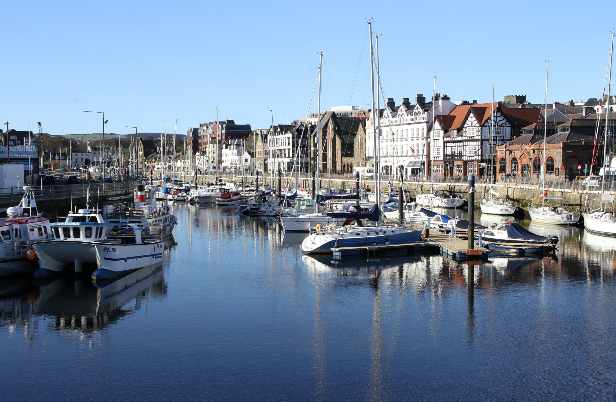 Man seen 'driving erratically' in a friend’s car is banned from the ...