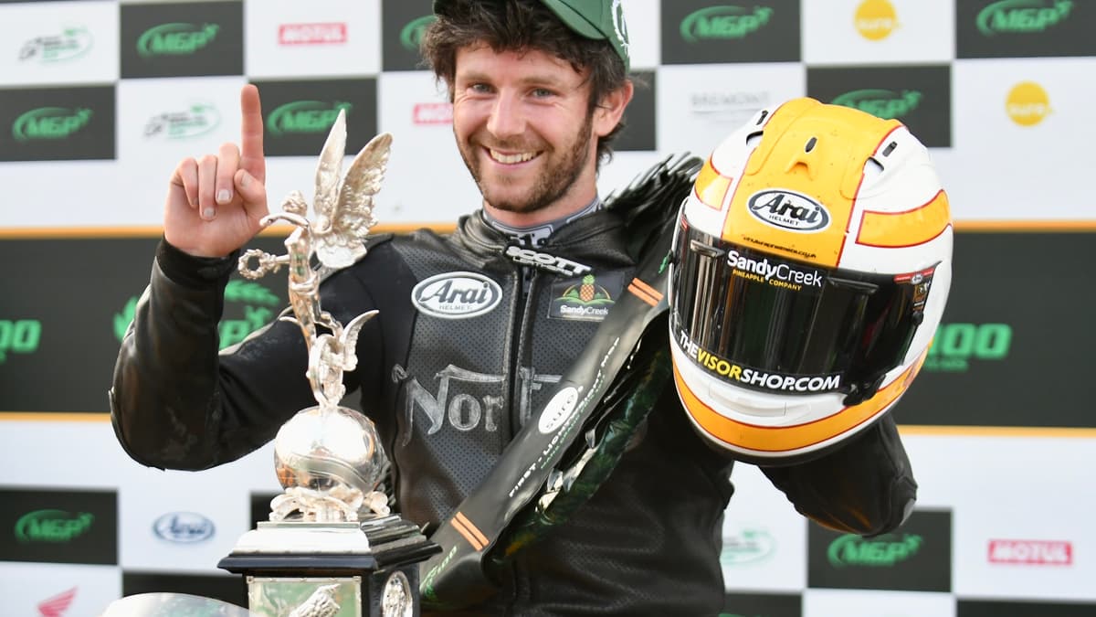 Manx Grand Prix: Mike Browne wins shortened Lightweight race | iomtoday ...