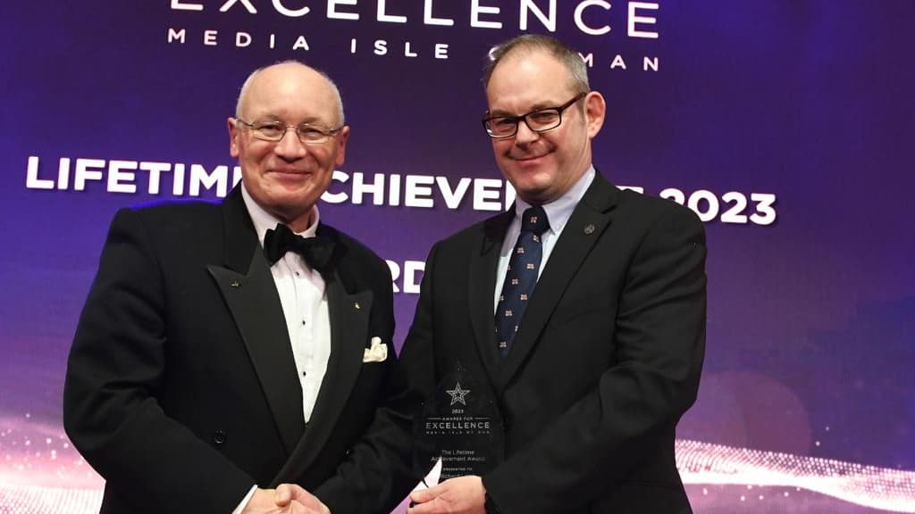 Dedicated RNLI icon given Lifetime Achievement honour at Isle of Man ...