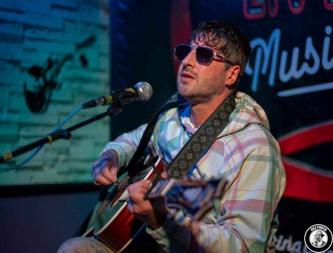 Wez wins competition with blues and rock | iomtoday.co.im