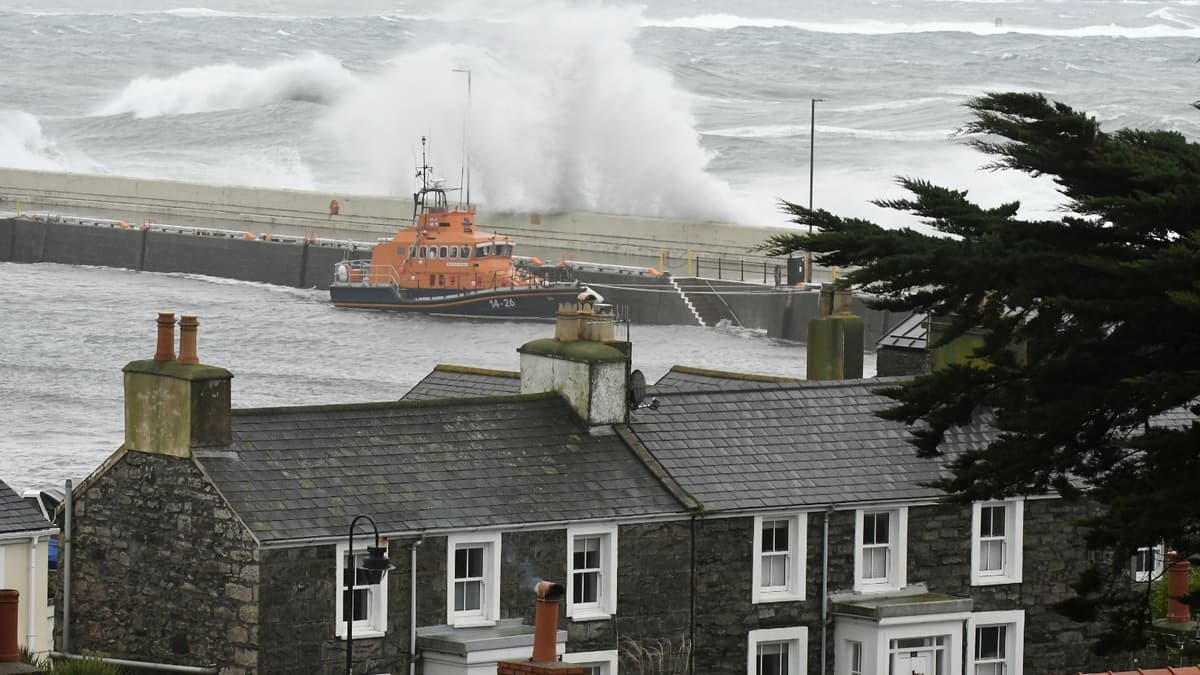 Isle of Man Met Office issues yellow weather warning for parts of the ...