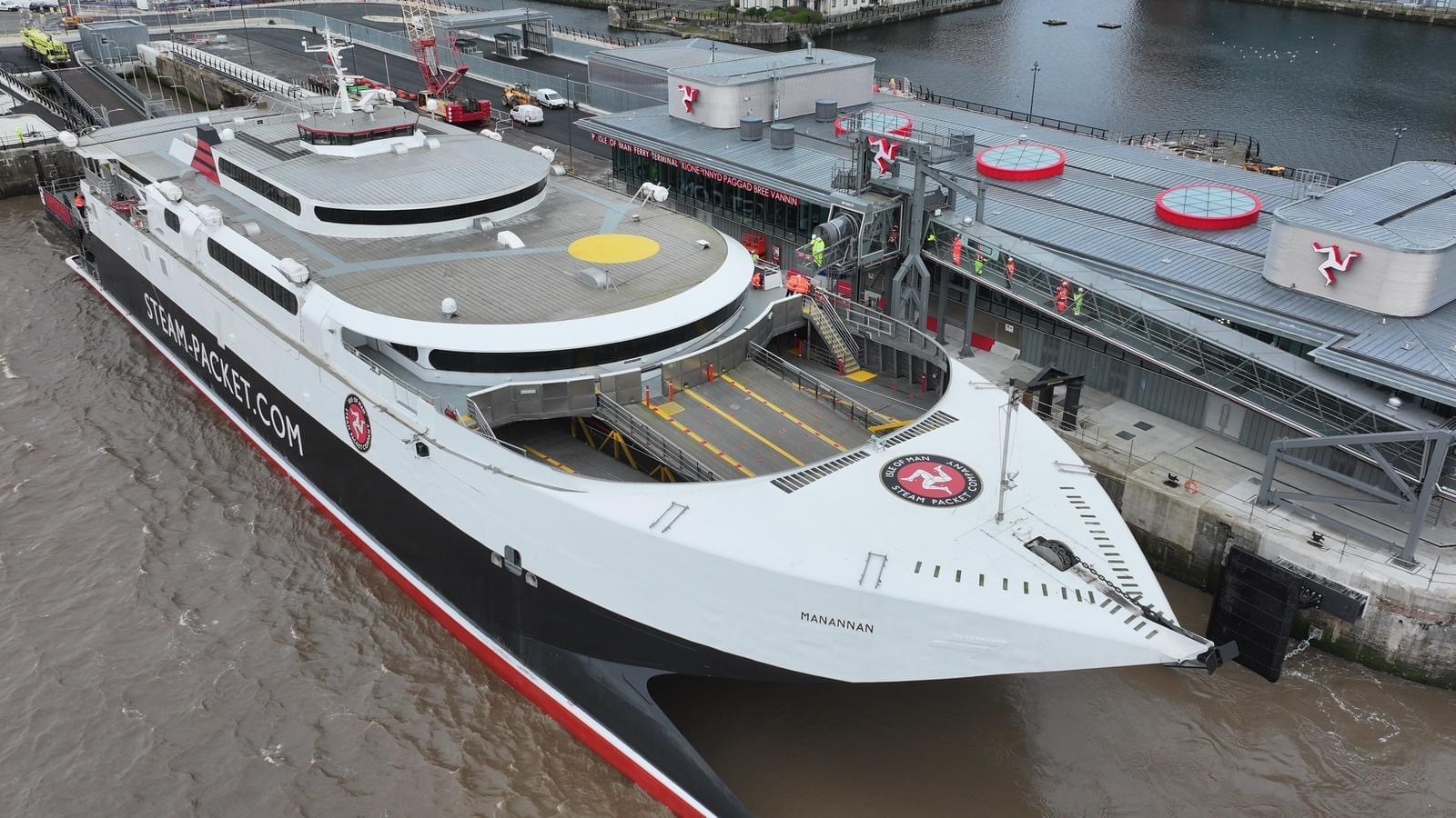 Pictures show Steam Packet's Manannan berthing at new Isle of Man Ferry ...