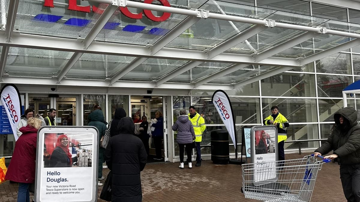 'We owe a huge vote of thanks to Tesco and easyJet for their services ...