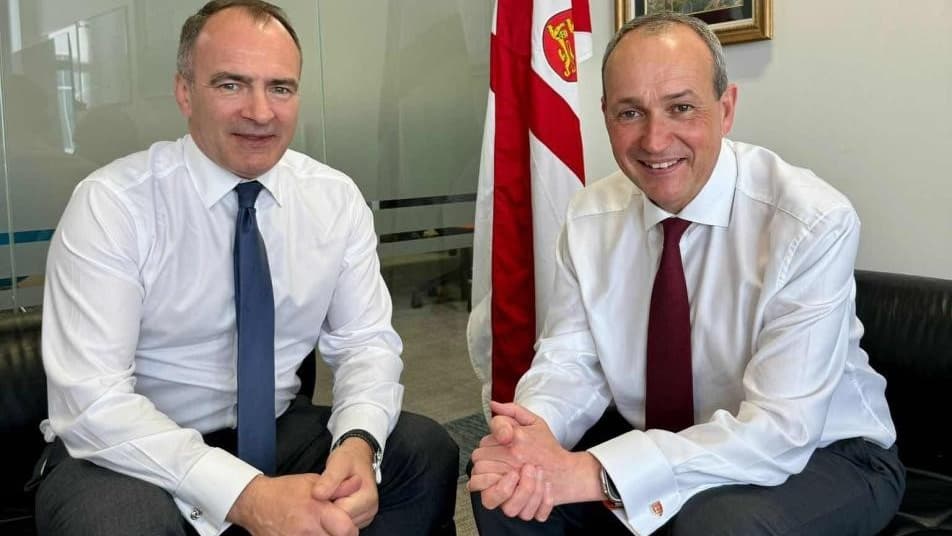 Chief Minister Alfred Cannan meets with senior government figures in ...