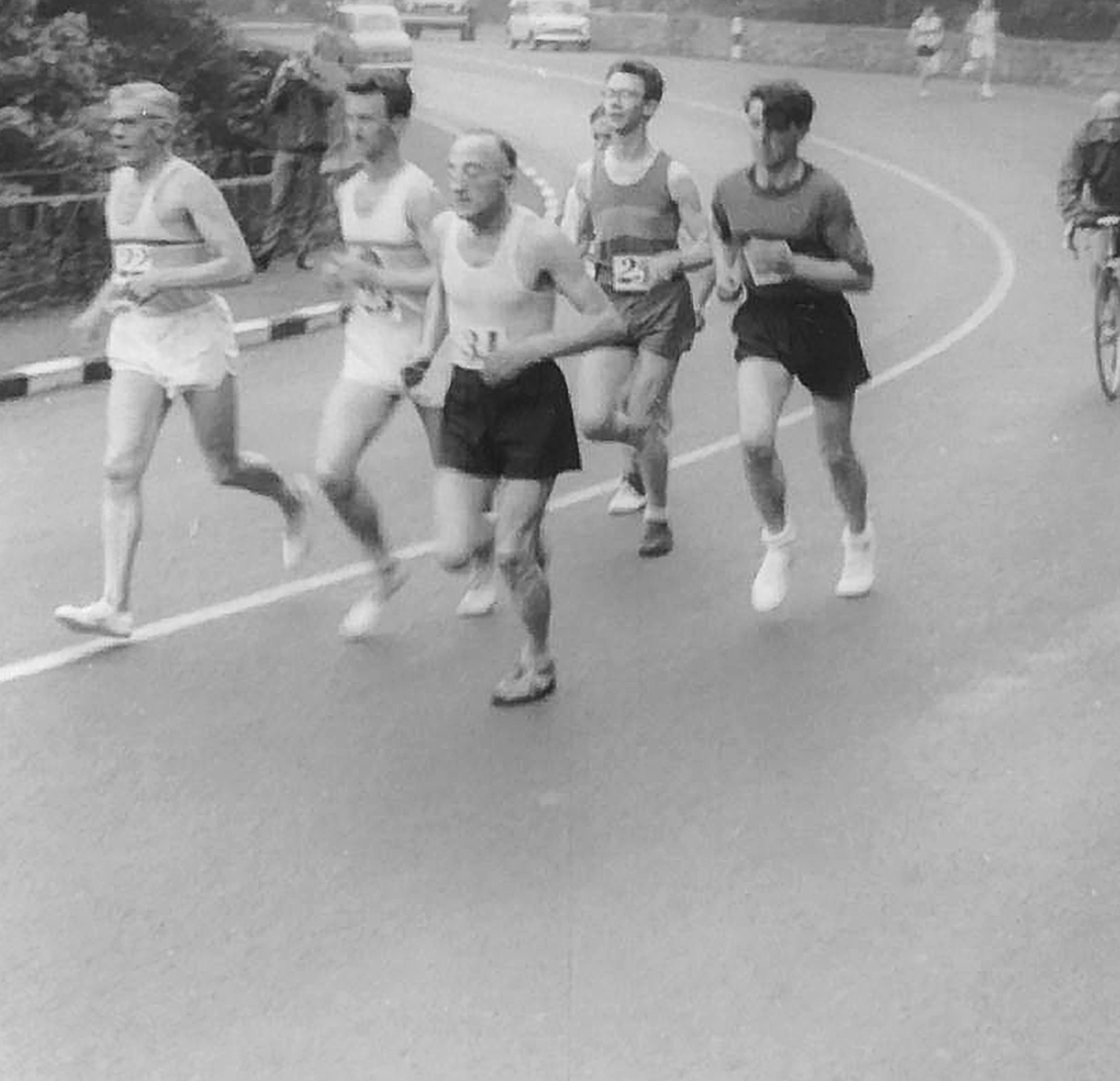 Joe O’Hanlon: from running barefoot to competing against future Olympic ...