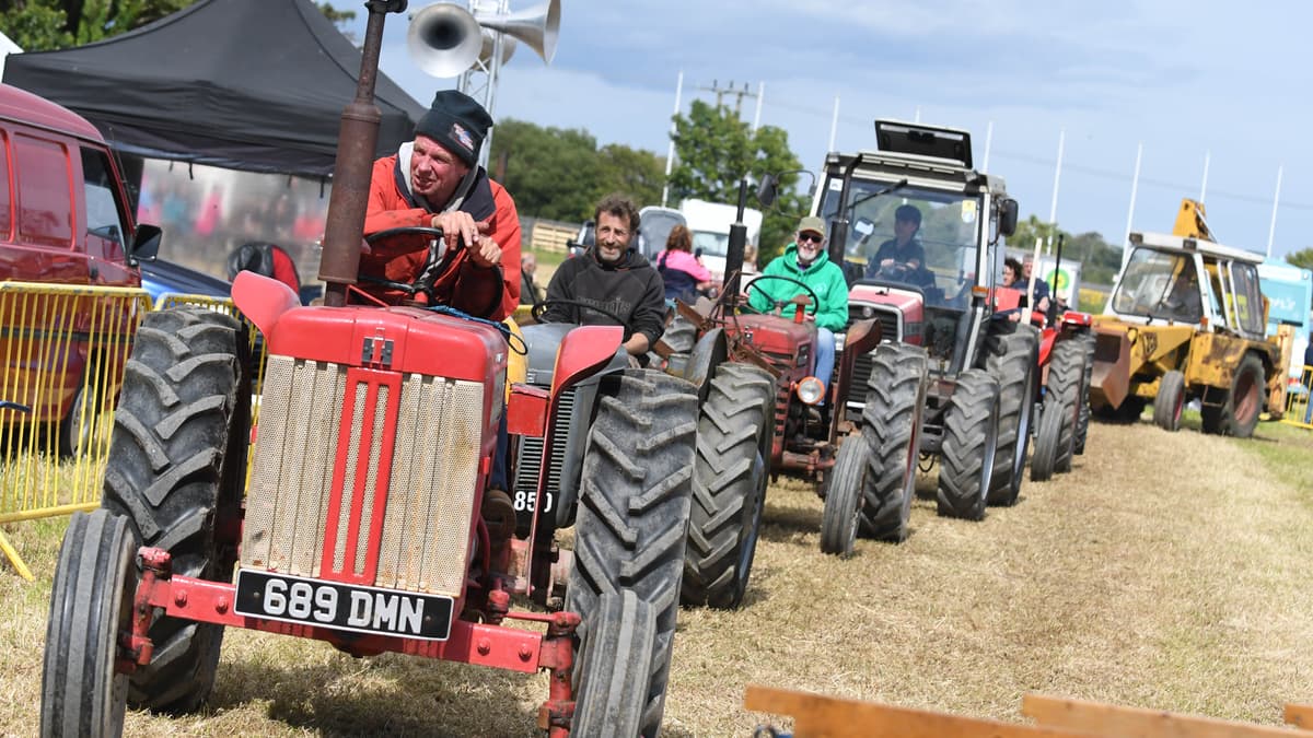Vintage tractors on display during two-day show in Castletown ...