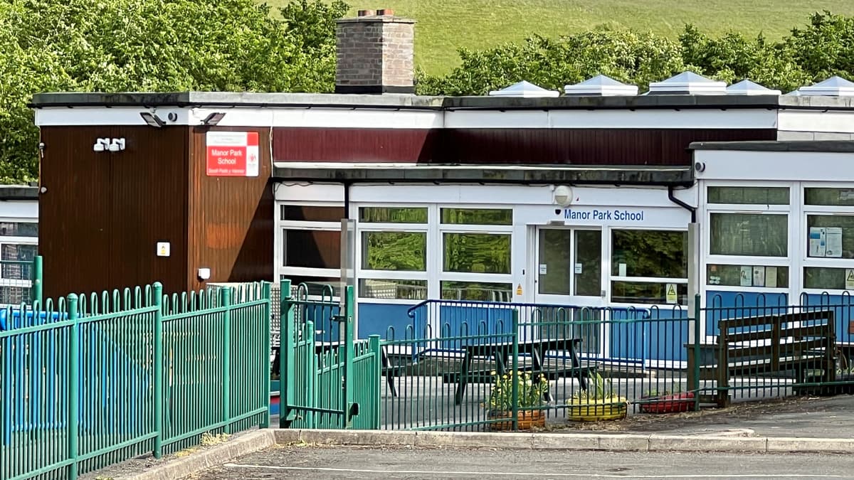 Report calls for eight schools to be shut | iomtoday.co.im