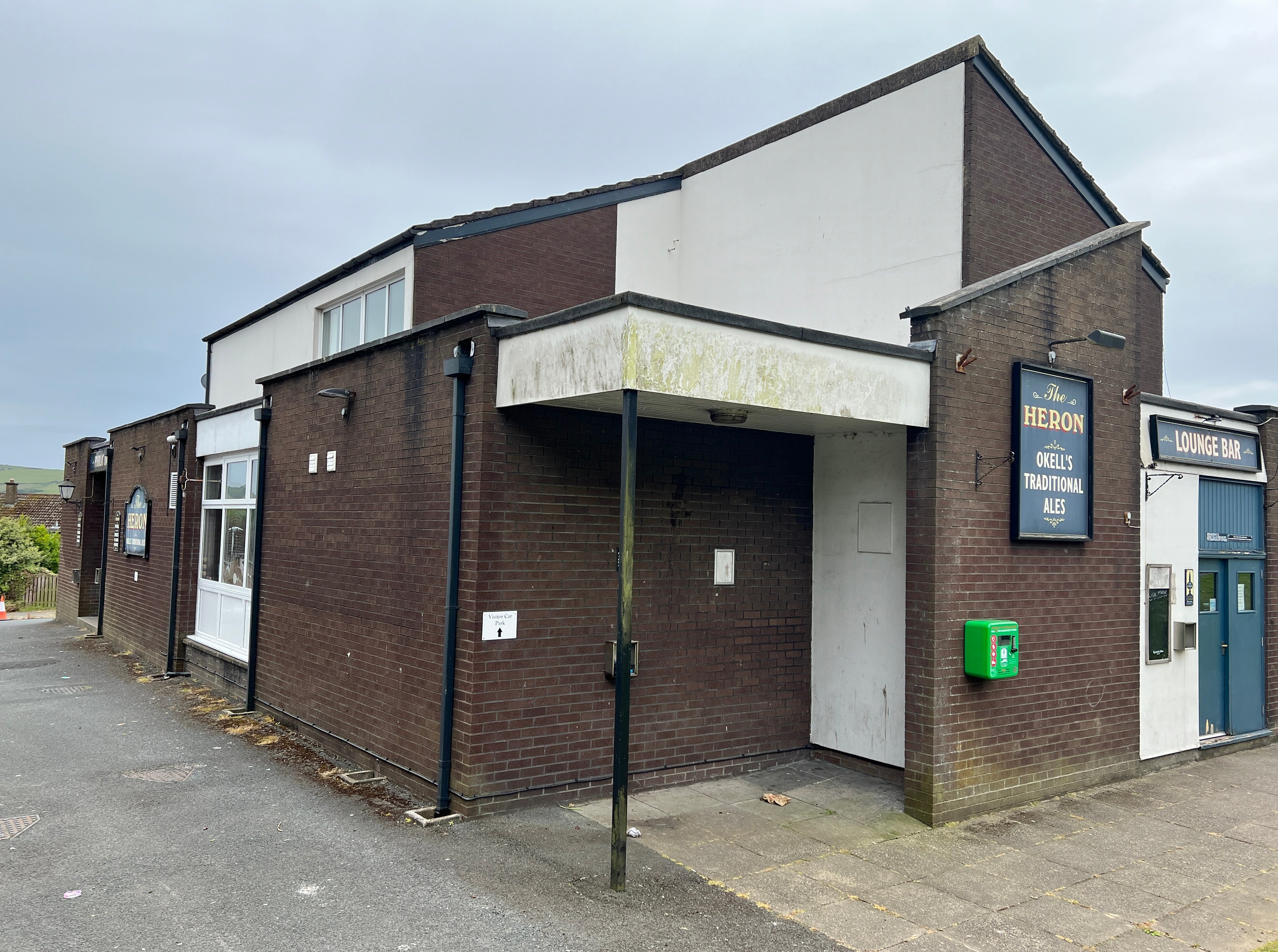 Woman walked into Isle of Man pub and slapped customer after ...