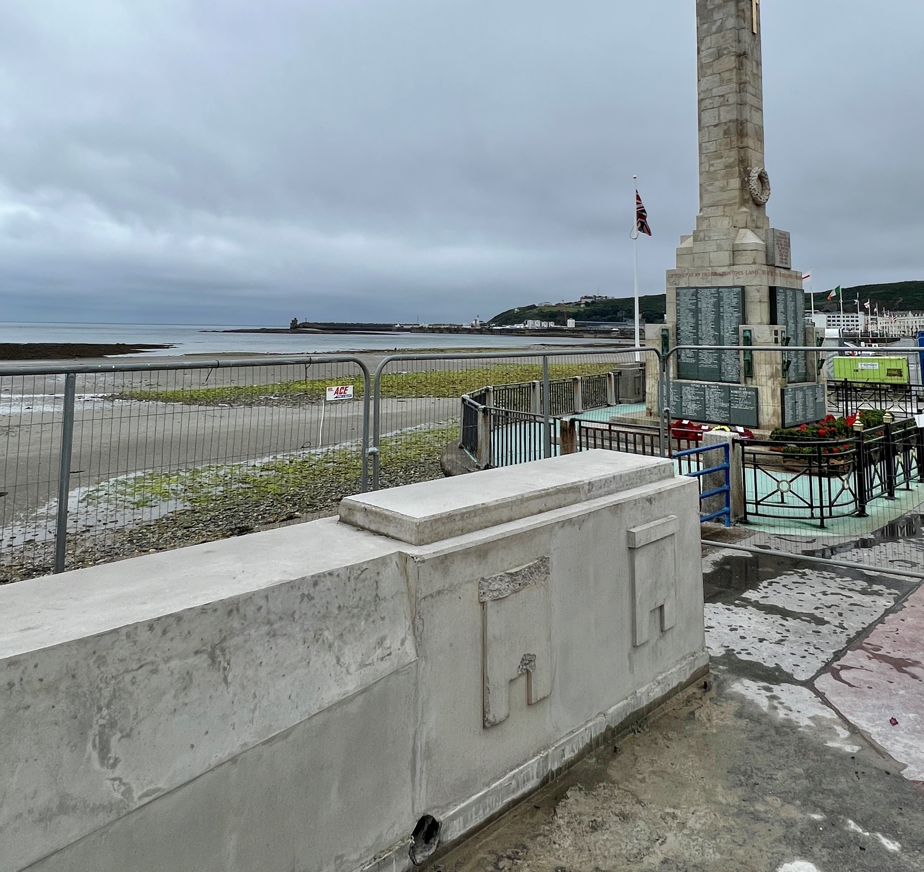 Pictures as new £900,000 sea wall starts to take shape | iomtoday.co.im