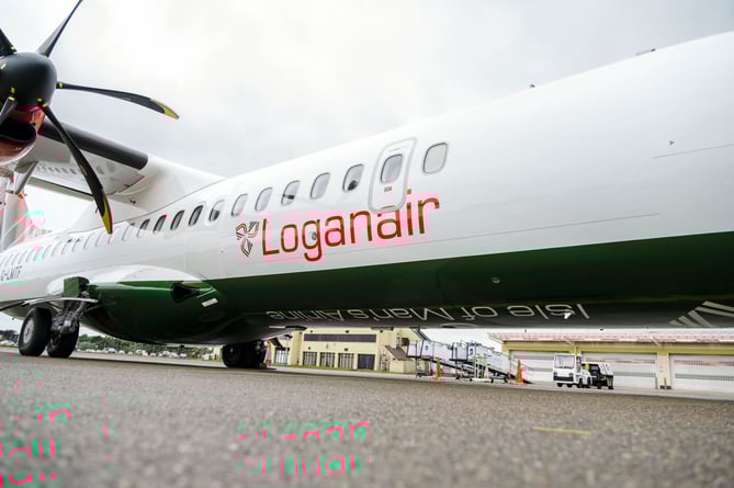 Pictures show Loganair's new specially designed Manx themed airplane ...