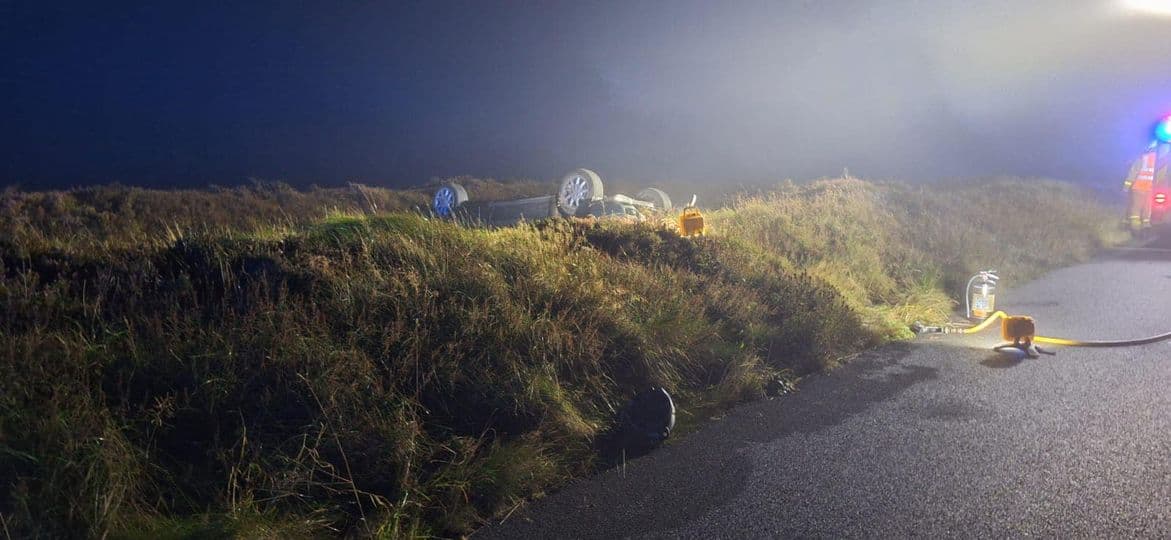 Vehicle ends up on roof after crash on the Sloc | iomtoday.co.im