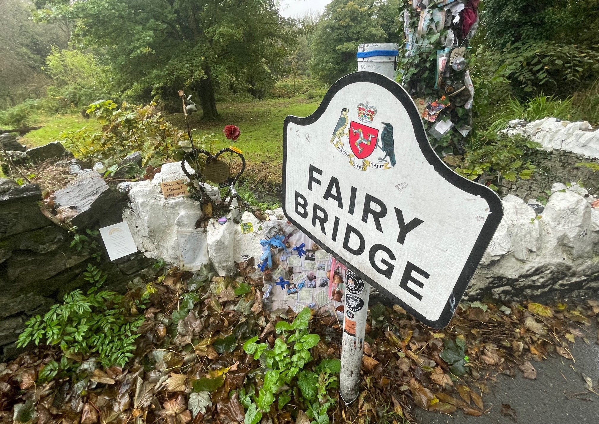 Battle of the Isle of Man fairy bridges and whether there really is a ...