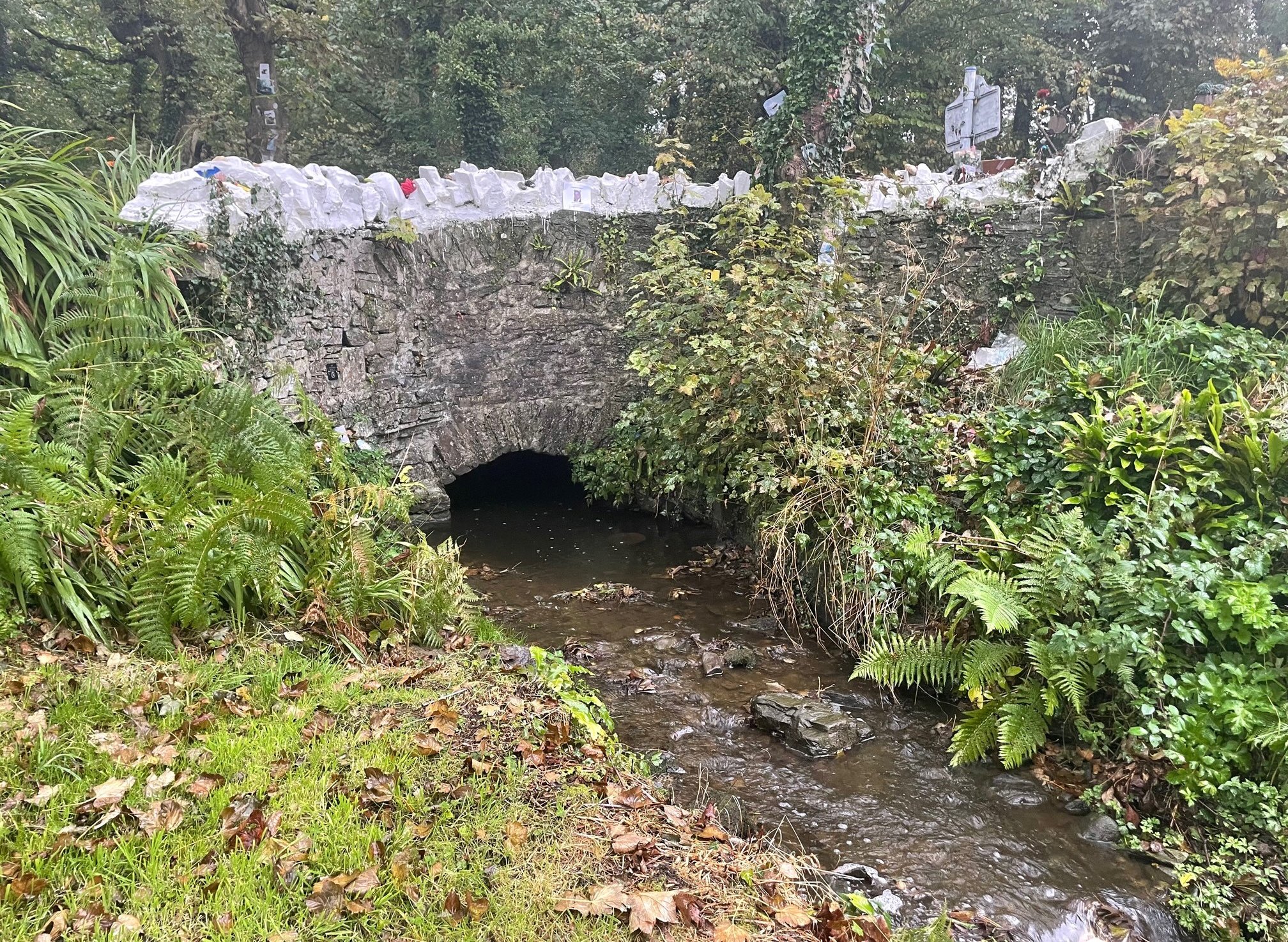 Battle of the Isle of Man fairy bridges and whether there really is a ...