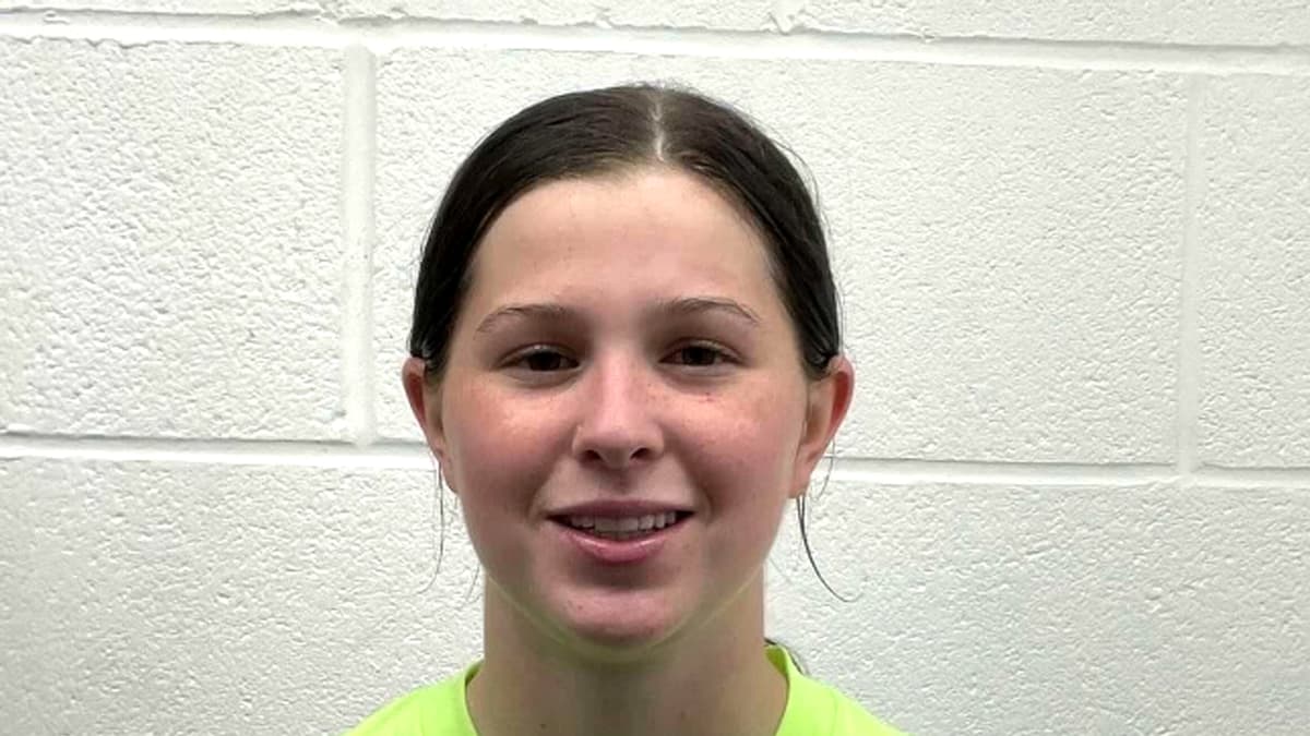 Caitlin Beaty signs for Altrincham FC | iomtoday.co.im