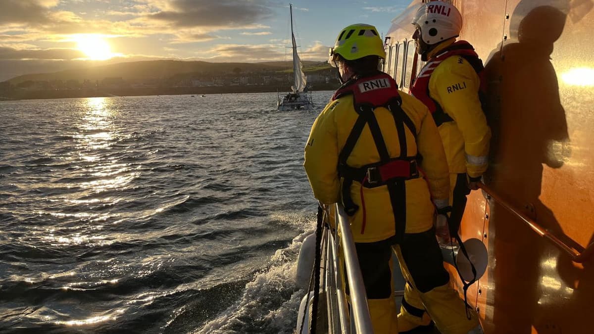 Port St Mary RNLI called out to assist lone yachtsman | iomtoday.co.im