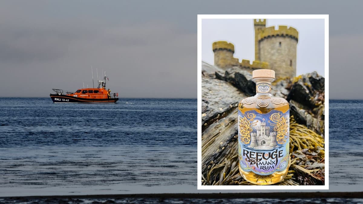 First bottle of Refuge Manx Rum raises £1,325 for RNLI at Gala Auction ...