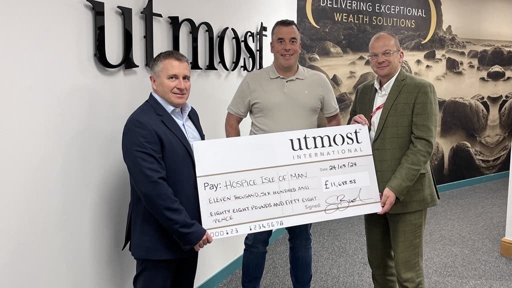 Utmost International sponsoring Community Initiative of the Year at ...