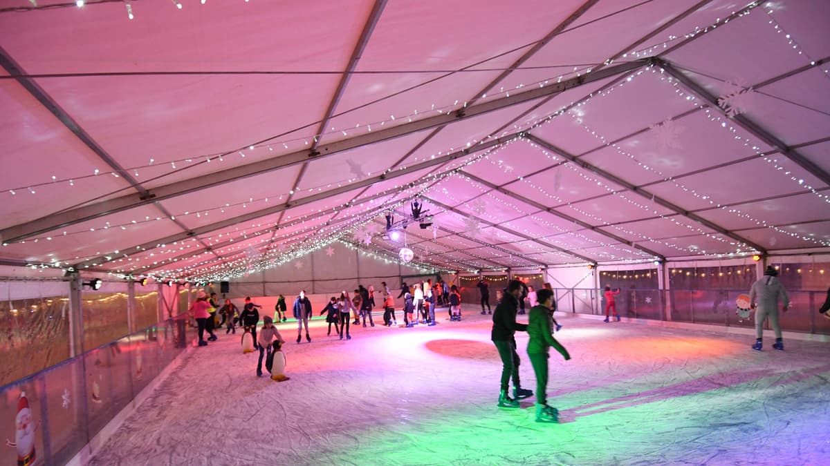 An ice skating rink could be coming to Douglas in time for Christmas ...