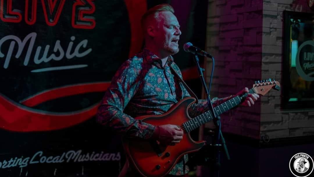 Manx musician Daniel Looney releases new song that's been 10 years in ...