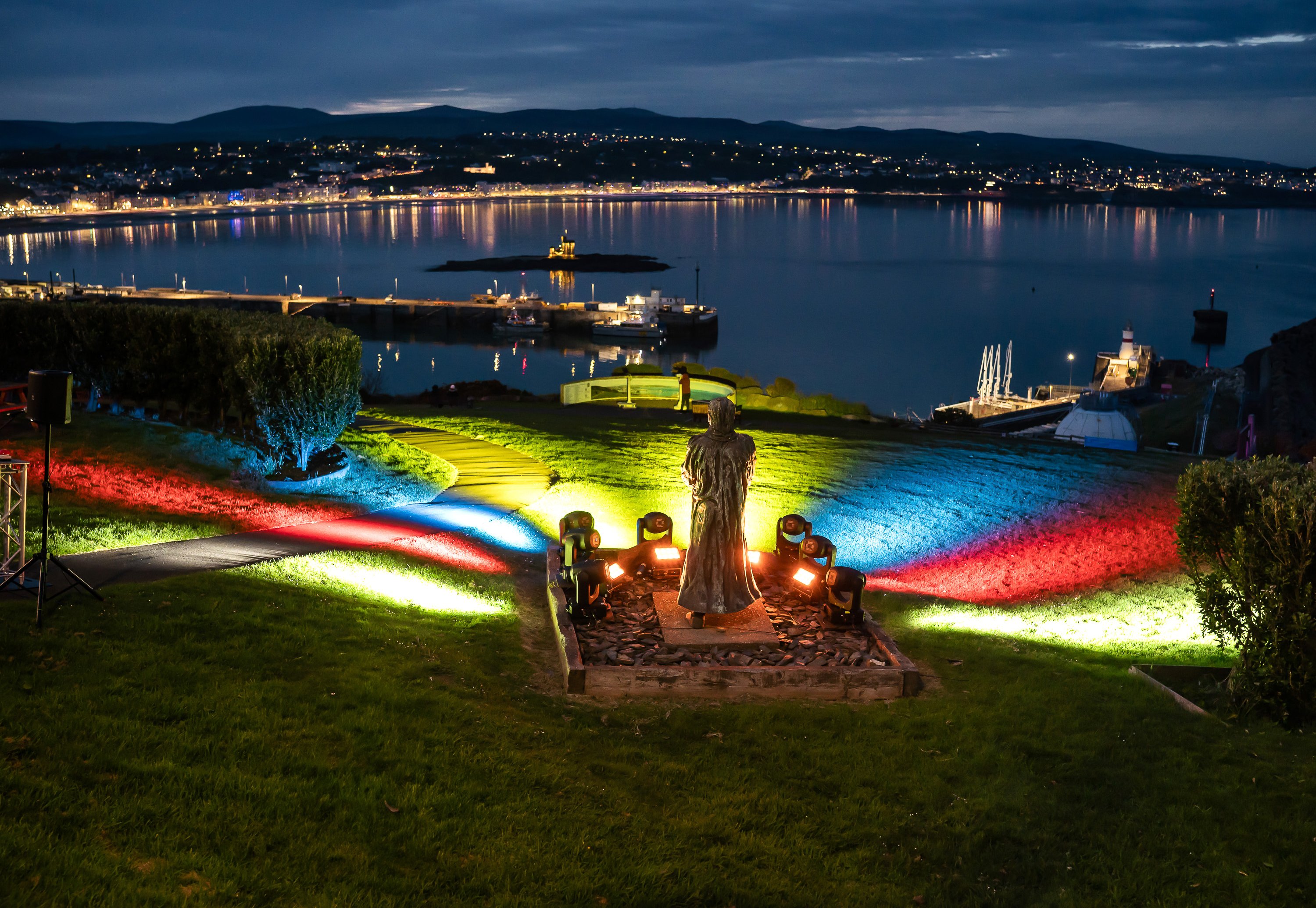 ‘The embodiment of courage’: Douglas RNLI to be honoured with city’s ...