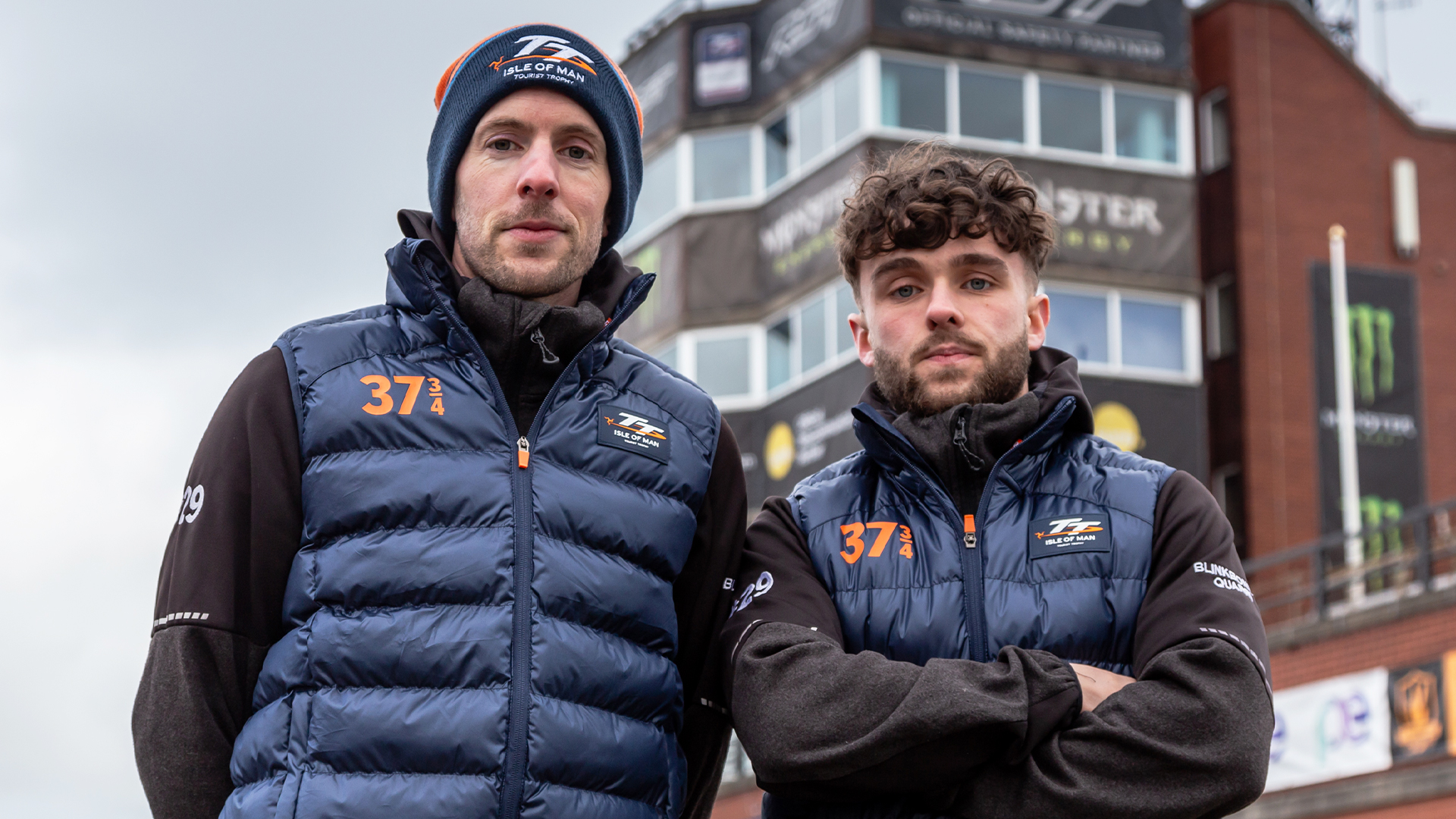 Isle of Man TT 2025: Crowe brothers at number one in sidecar races ...