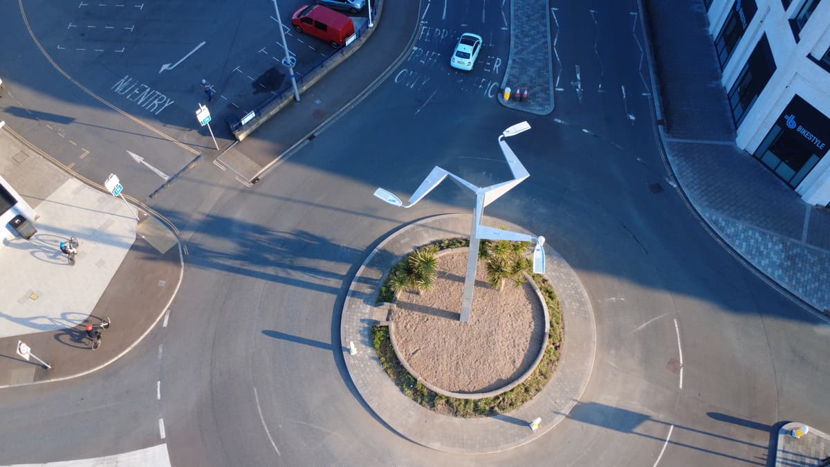 Isle of Man TT 2025: Video shows £36,000 'Three Legs' landmark being ...