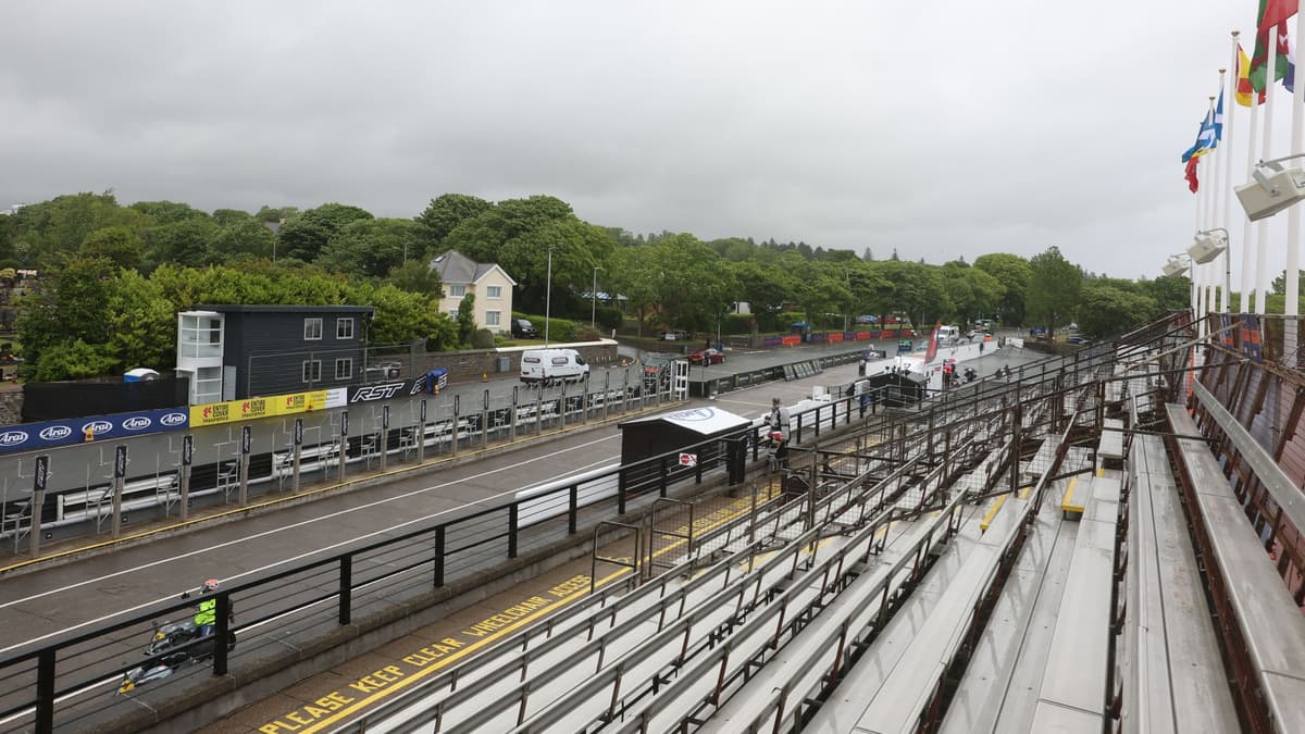 Isle of Man TT 2025: Delay to Saturday's session | iomtoday.co.im