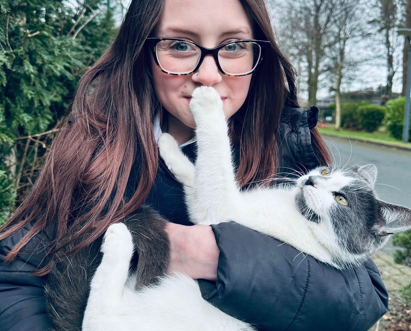 Isle of Man couple travel 400 miles to bring home cat who hitched a ...